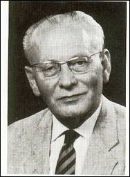 "Nelson uses Gunter at Trafalgar"